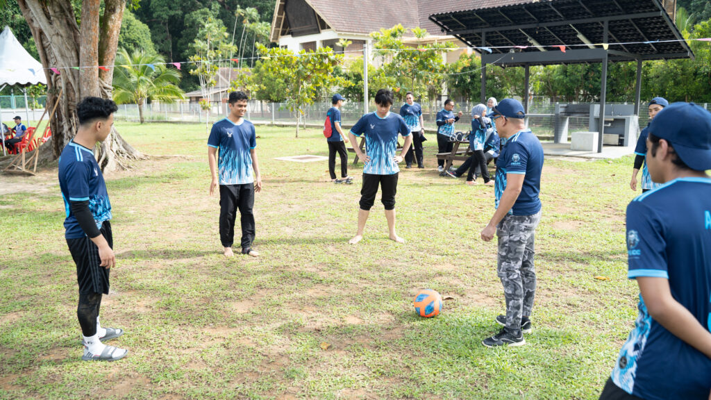 Strengthen Bonds with Villea Port Dickson’s Exciting Team Building ...